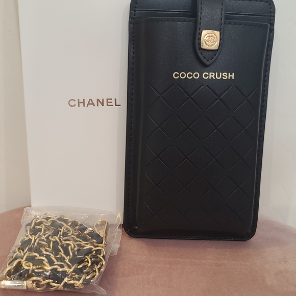 CHANEL | Cell Phones & Accessories | Chanel Black Quilted Leather Phone ...